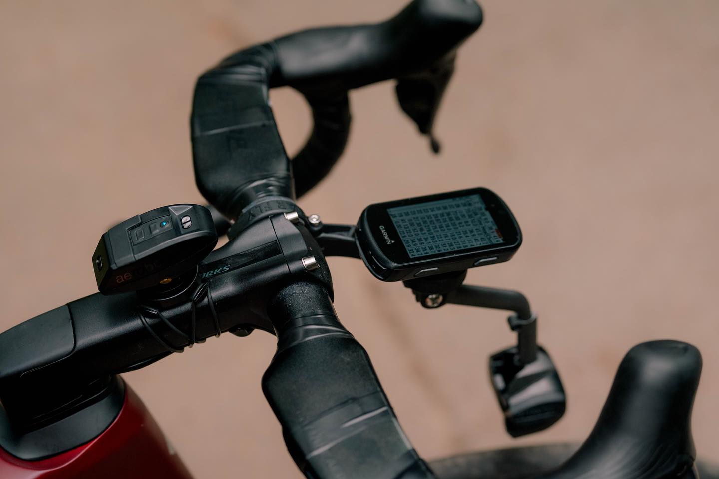 Aerosensor Aerodynamic Cycling System meet luchtweerstand real-time ...